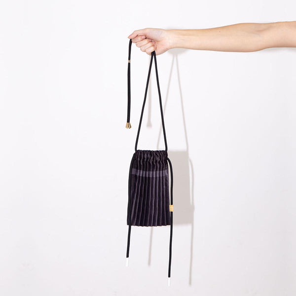 Women's black pleated mini bag - Made in Italy | Multitudes – habbot